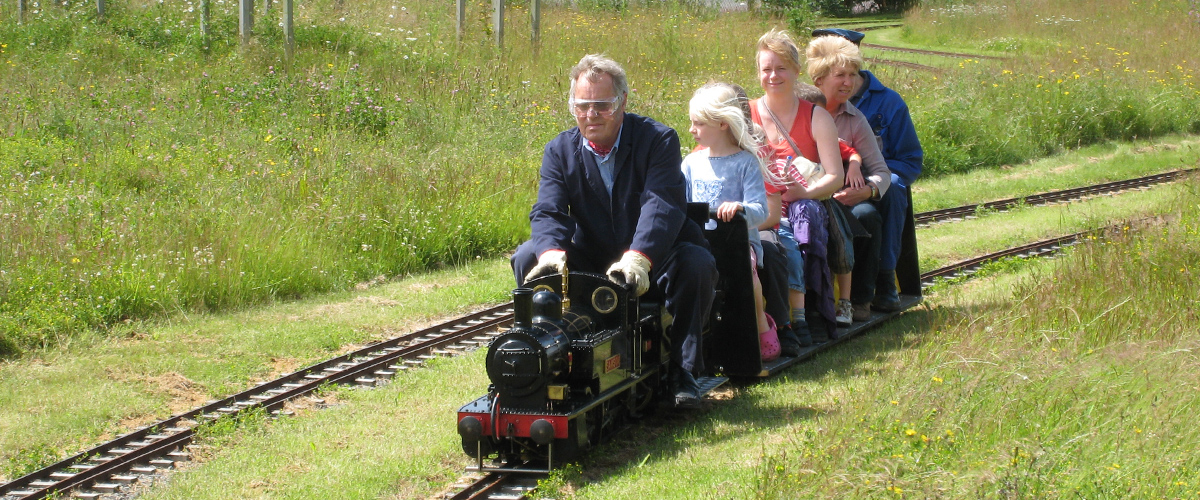 Boats & trains | Friends of Eaton Park